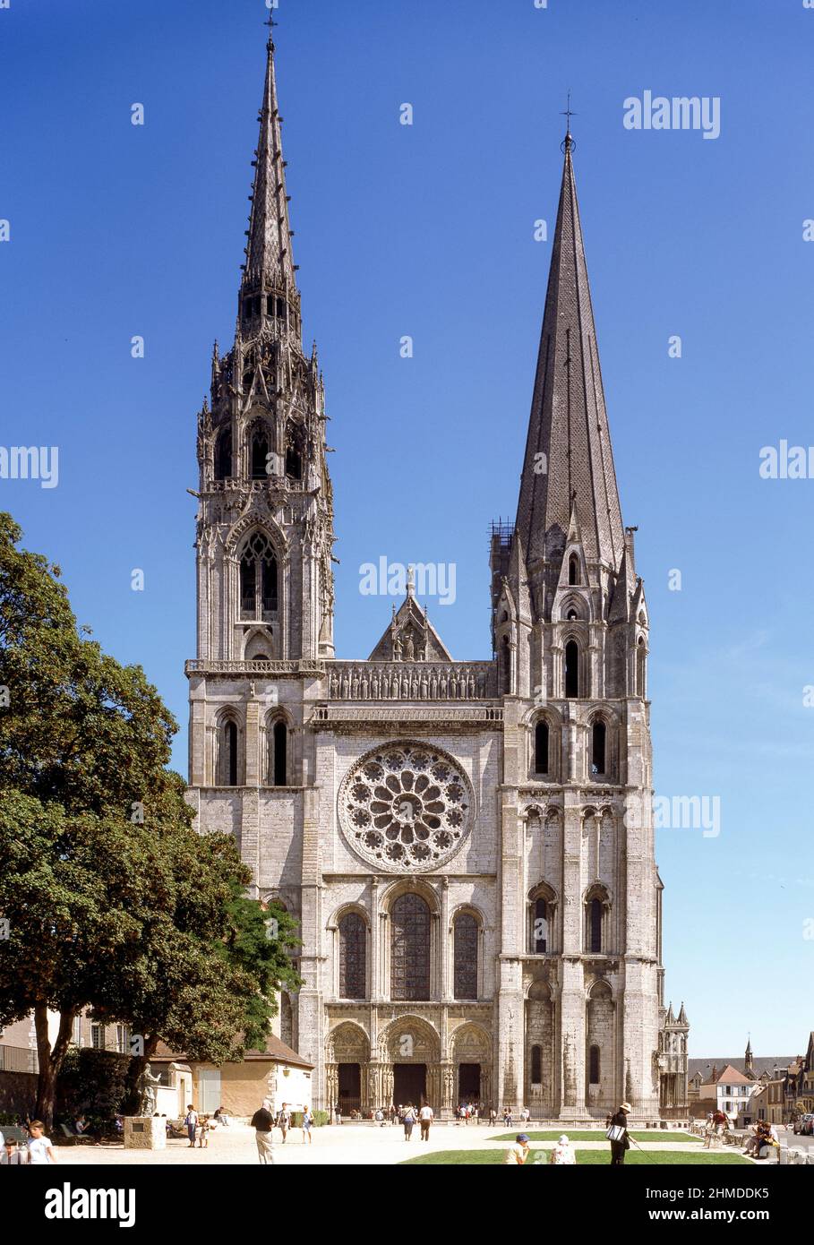Kathedrale notre dame de chartres hi-res stock photography and images ...