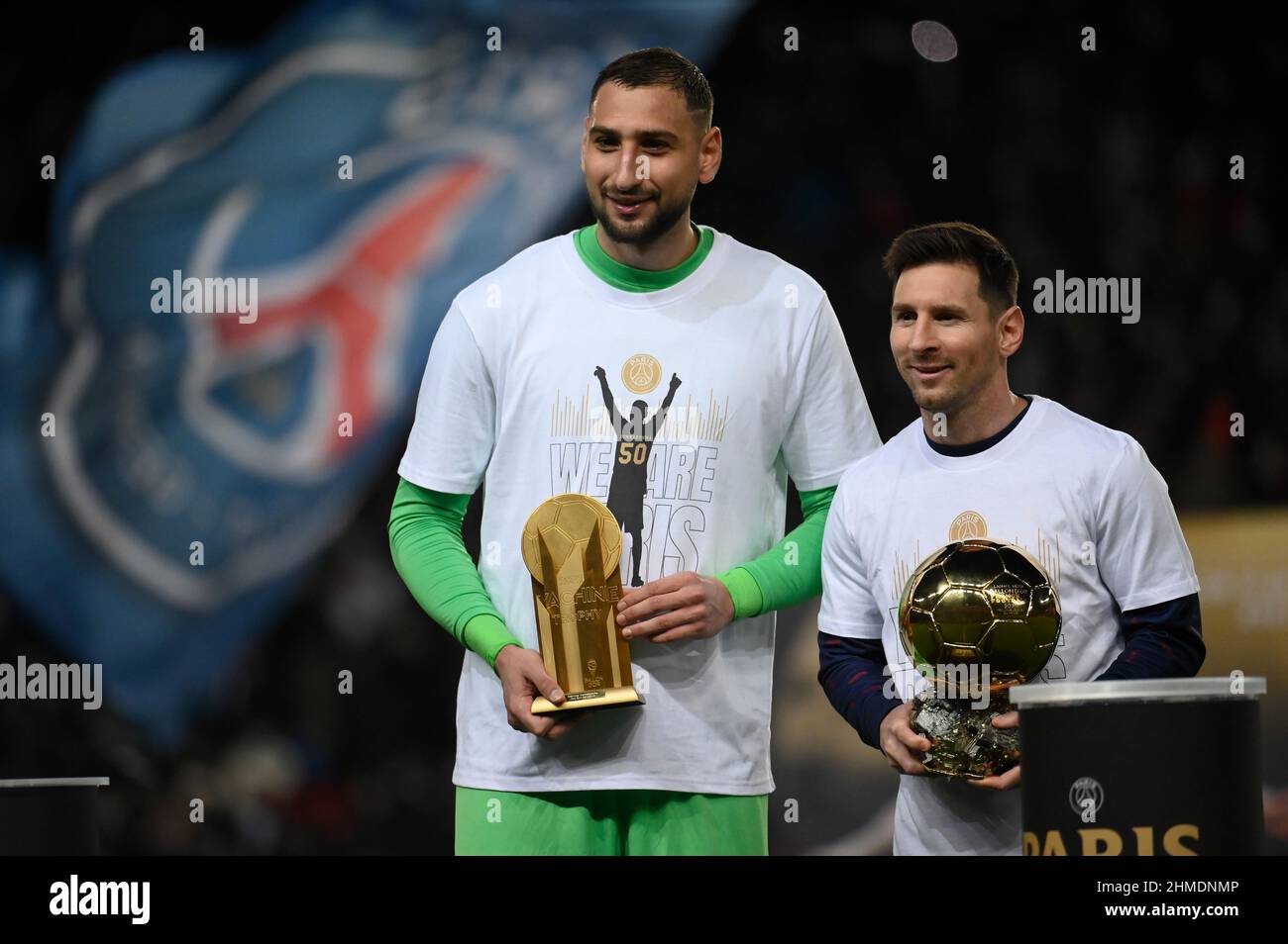 Leo messi golden ball hi-res stock photography and images - Alamy