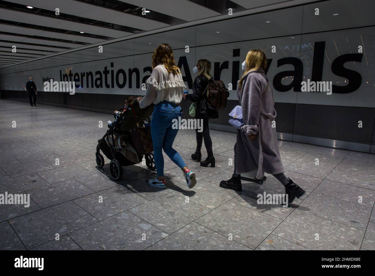 London, UK. 9th Feb, 2022. Passenger are seen arriving at Heathrow ...