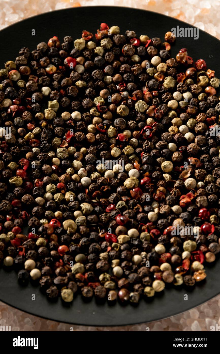 Mixed pepper hi-res stock photography and images - Alamy