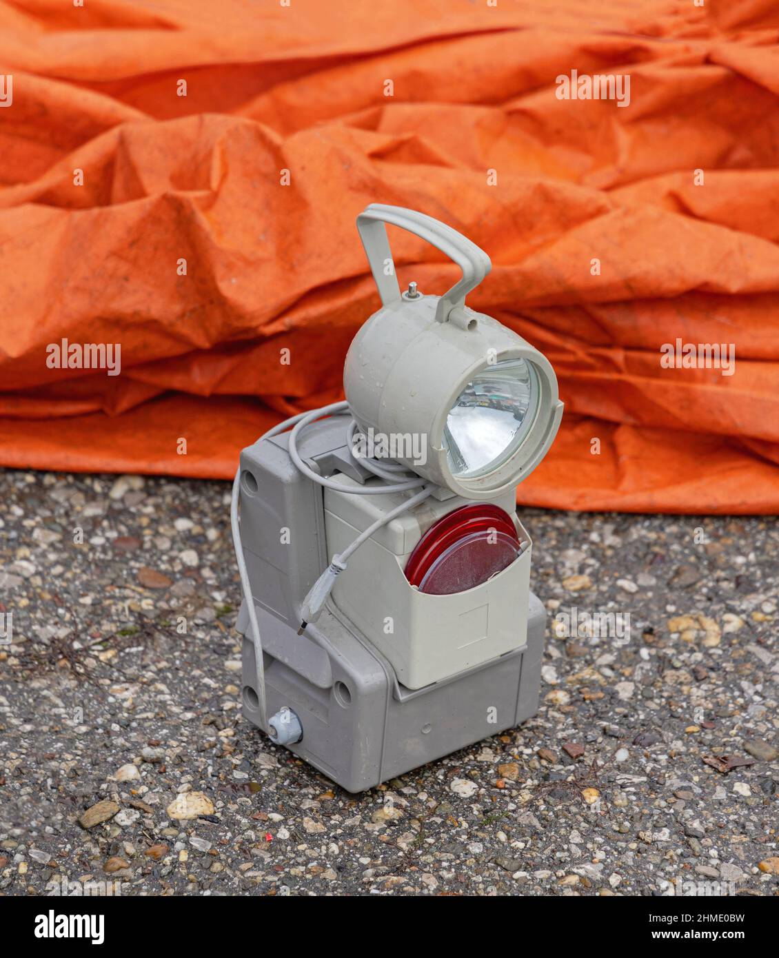 Powerful Explosion Protected Portable Emergency Searchlight for use in ...