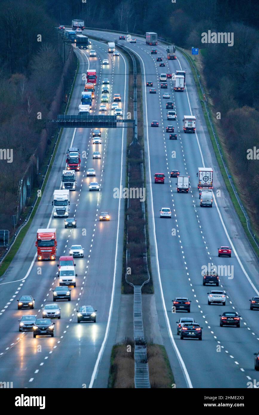 Autobahn A1, bei Gevelsberg, Blick Richtung Südwesten, normal ...