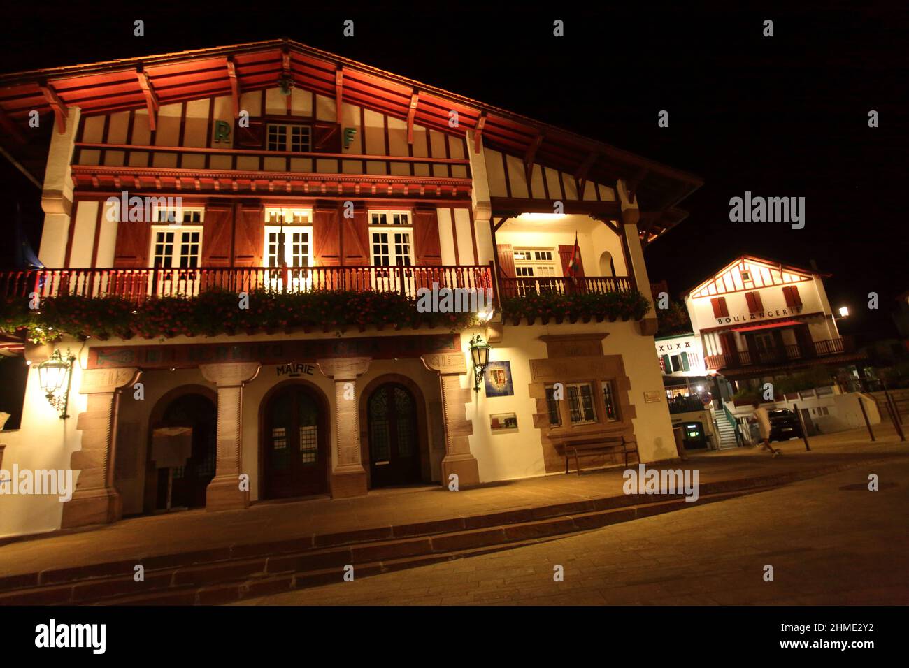 Traditional basque architecture hi-res stock photography and images - Alamy
