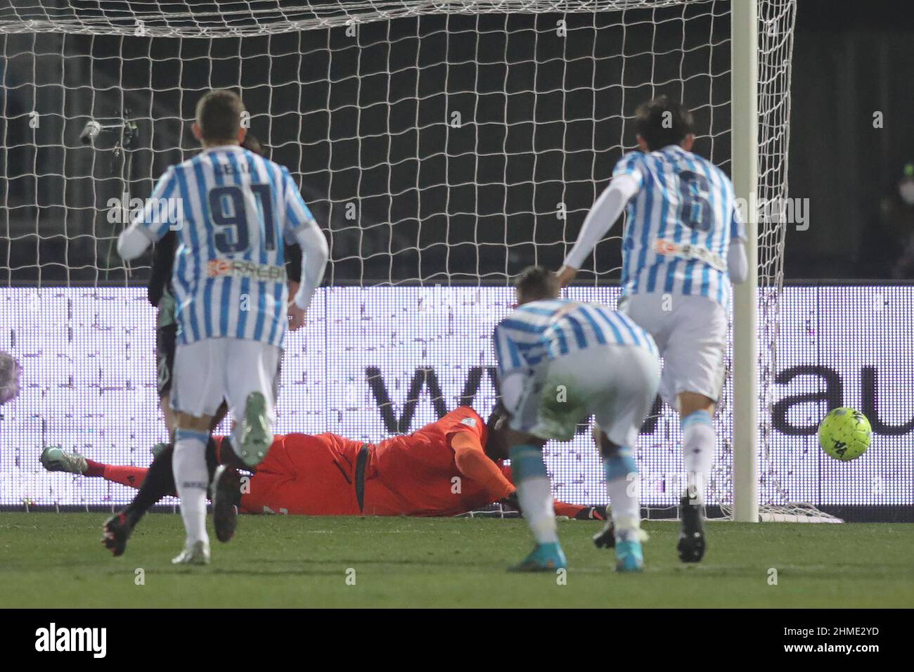 RIGORE PARATO DA DEMBA THIAM (SPAL) PORDENONE - SPAL CAMPIONATO CALCIO ...