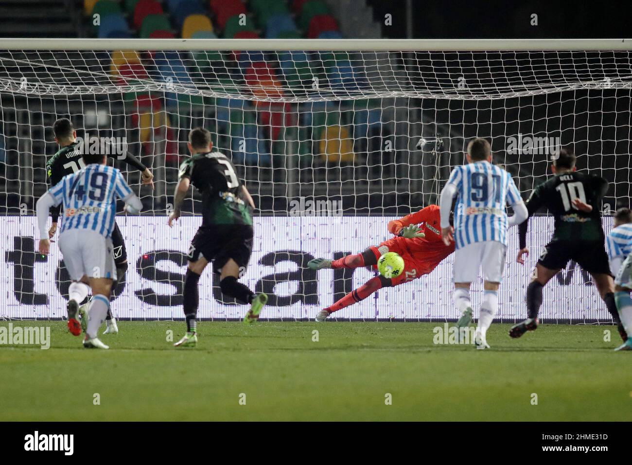 RIGORE PARATO DA DEMBA THIAM (SPAL) PORDENONE - SPAL CAMPIONATO CALCIO ...