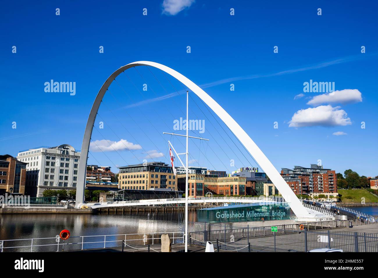 View of the Gateshead Millennium Bridge connecting Newcastle upon Tyne ...