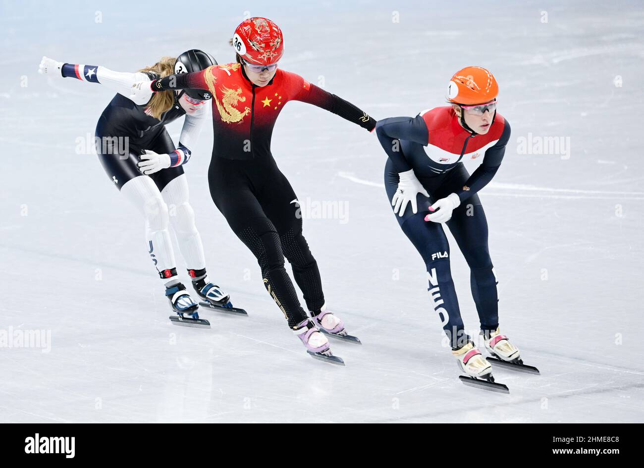 Yutong han hi-res stock photography and images - Alamy