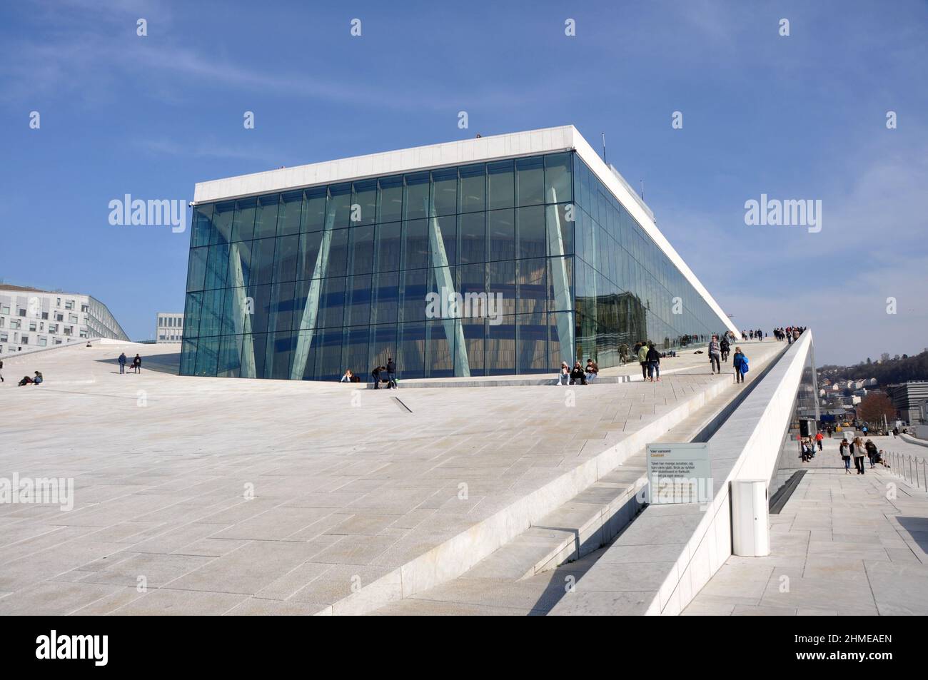 Oslos opera house hi-res stock photography and images - Alamy