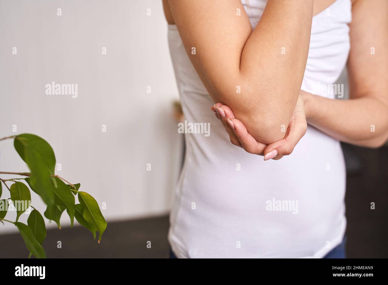 Normal anatomy of the elbow hi-res stock photography and images - Alamy
