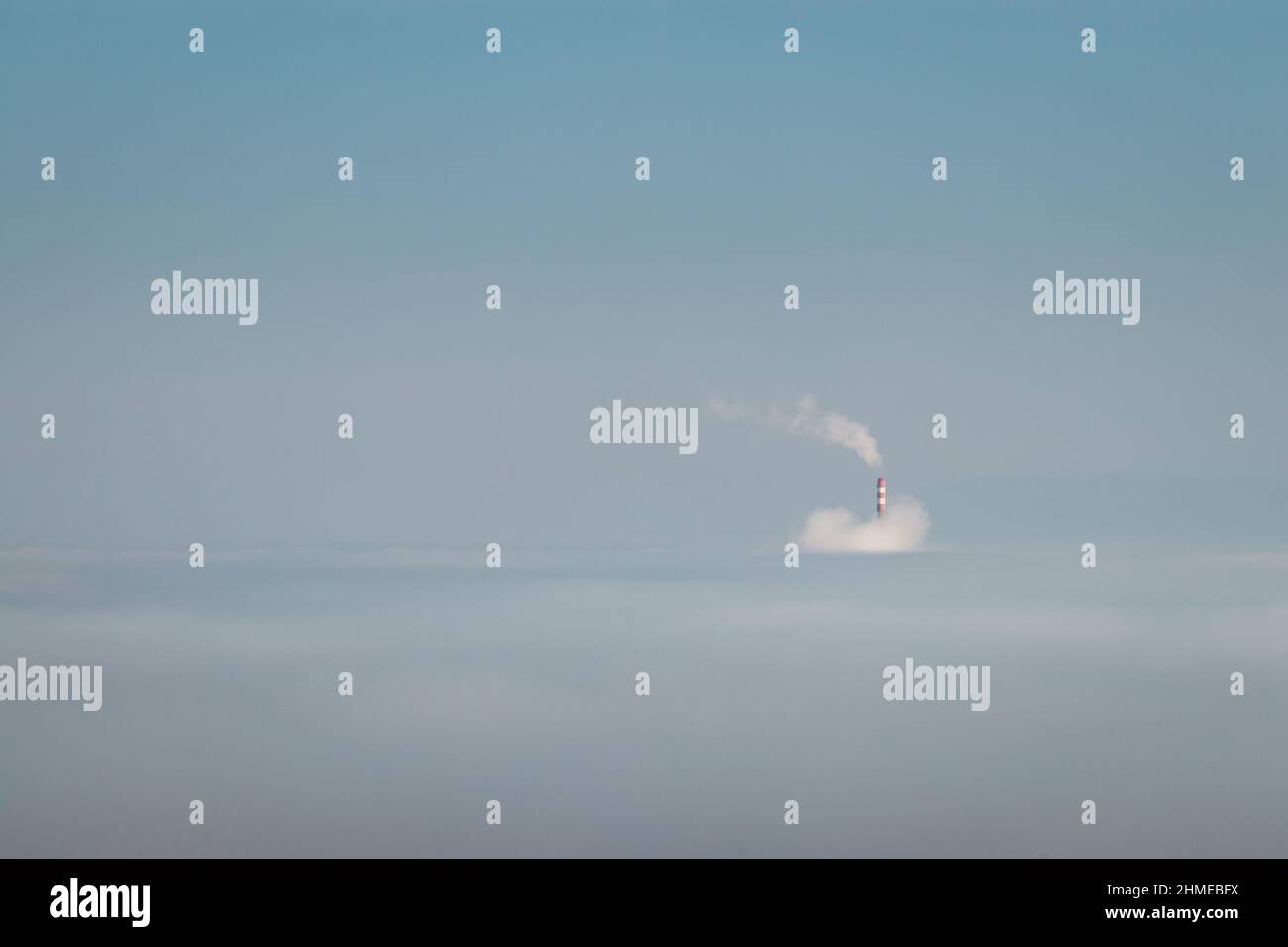 Inversion pollution hi-res stock photography and images - Alamy