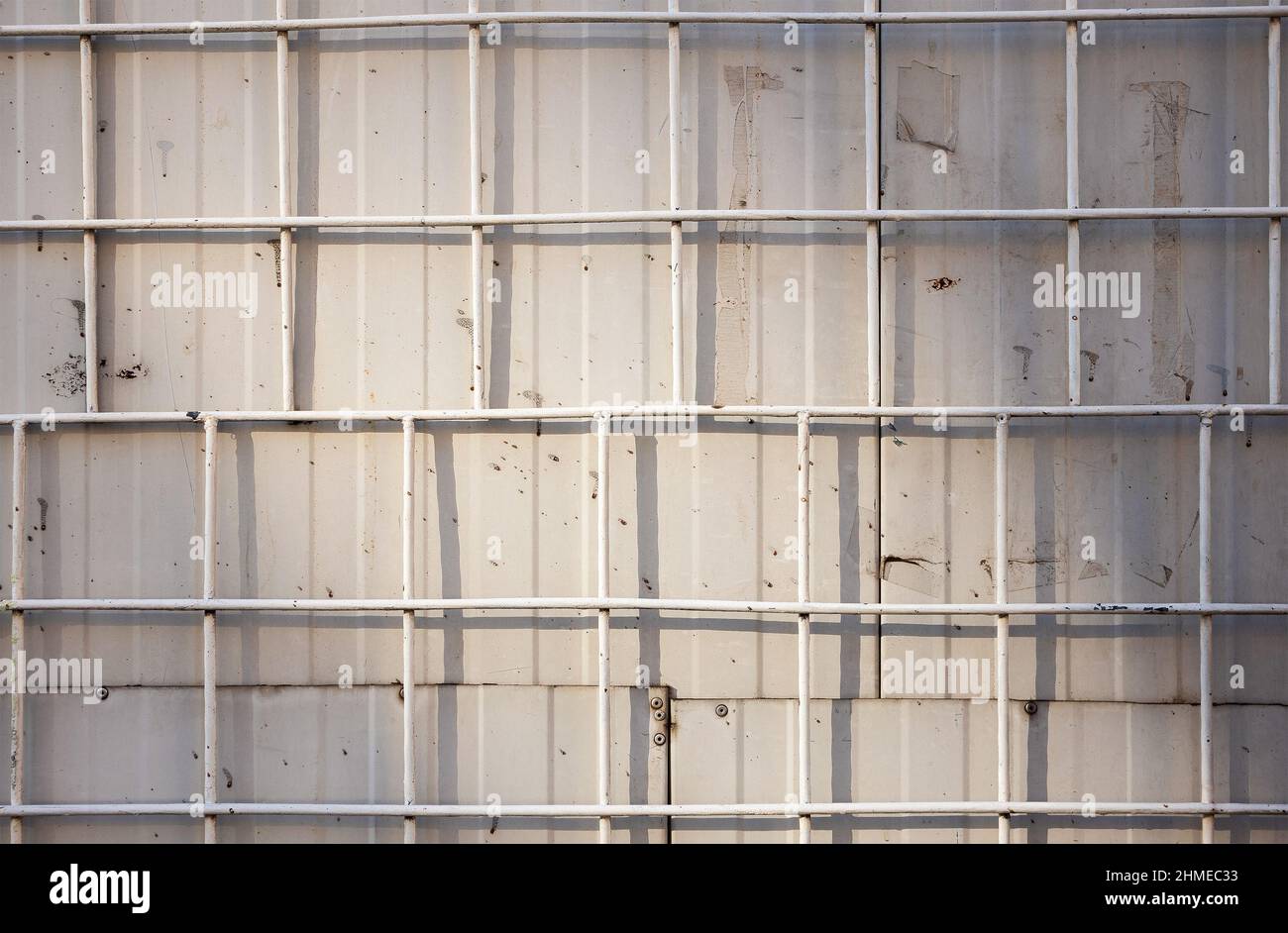 Texture of white metal square fence Stock Photo - Alamy