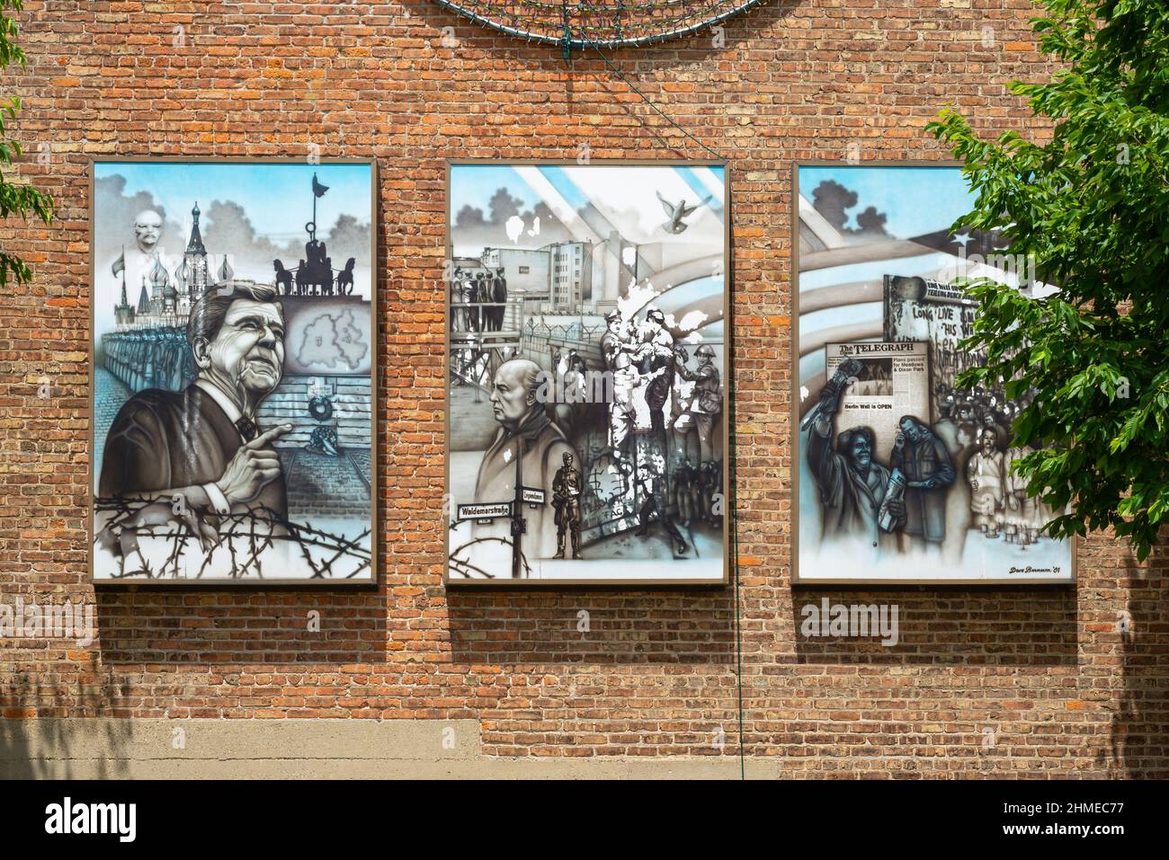 Dixon, Illinois - United States - June 15th, 2021: Mural in Reagan ...