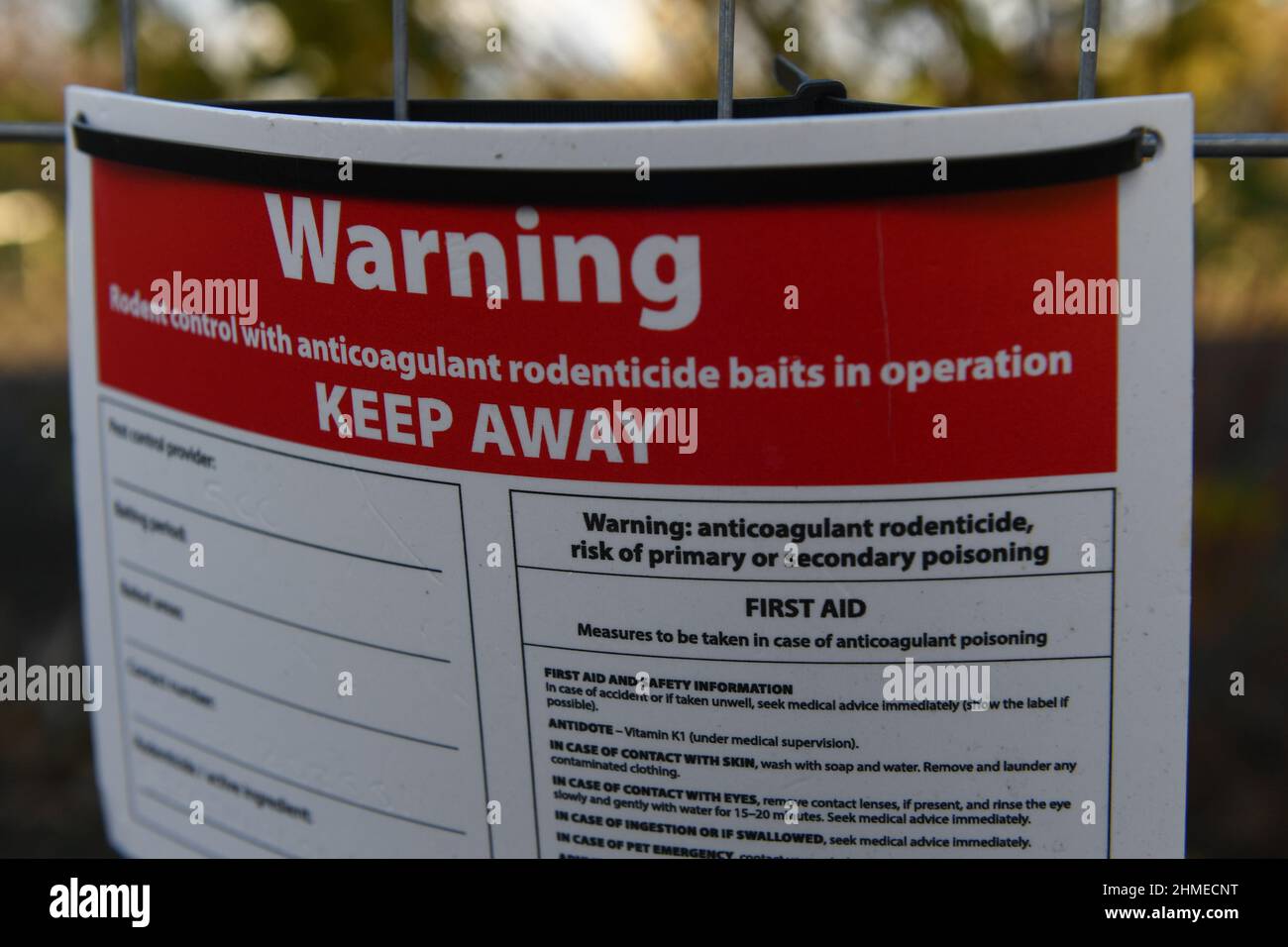 Poison warning sign hi-res stock photography and images - Alamy