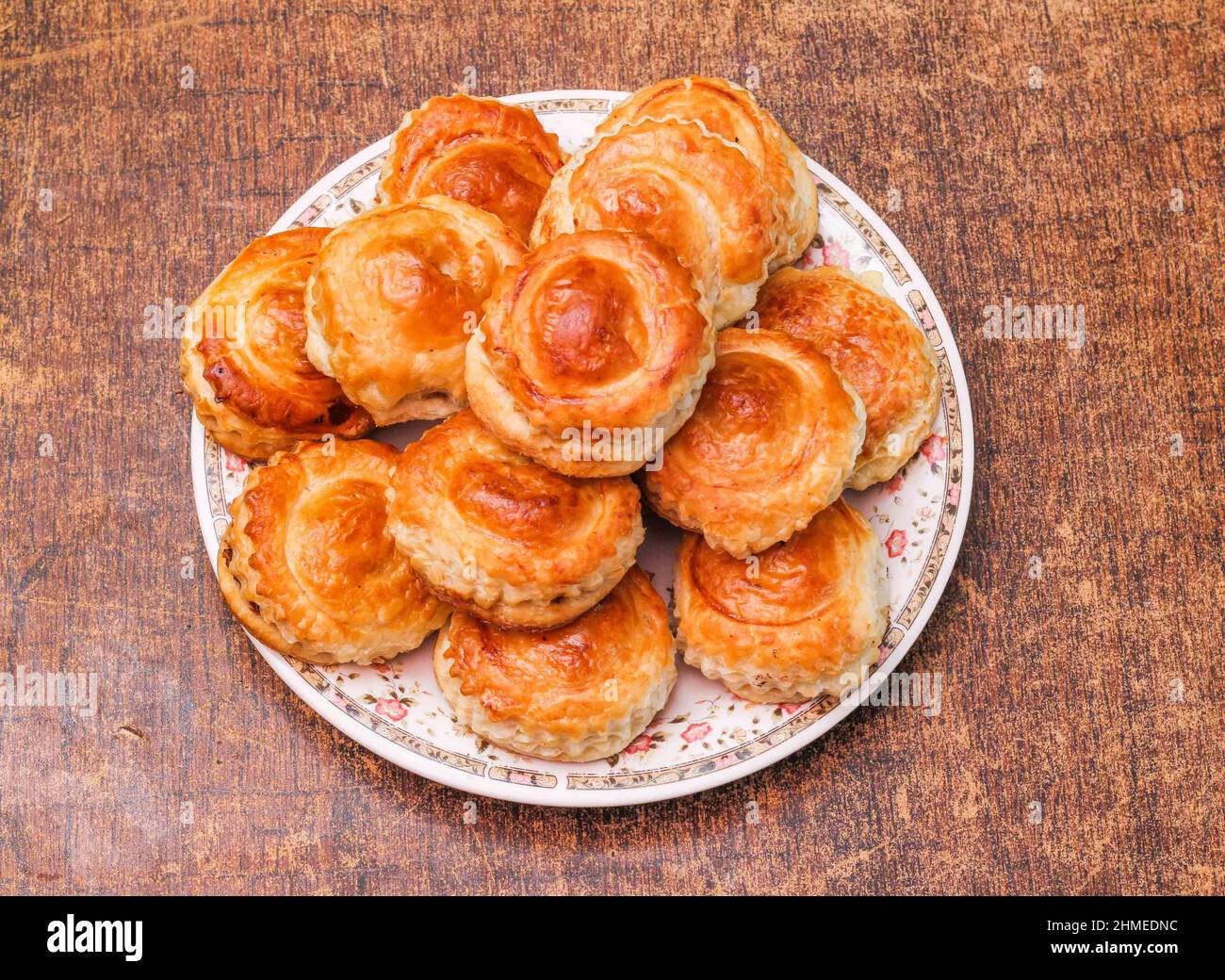 Chicken patties hi-res stock photography and images - Alamy