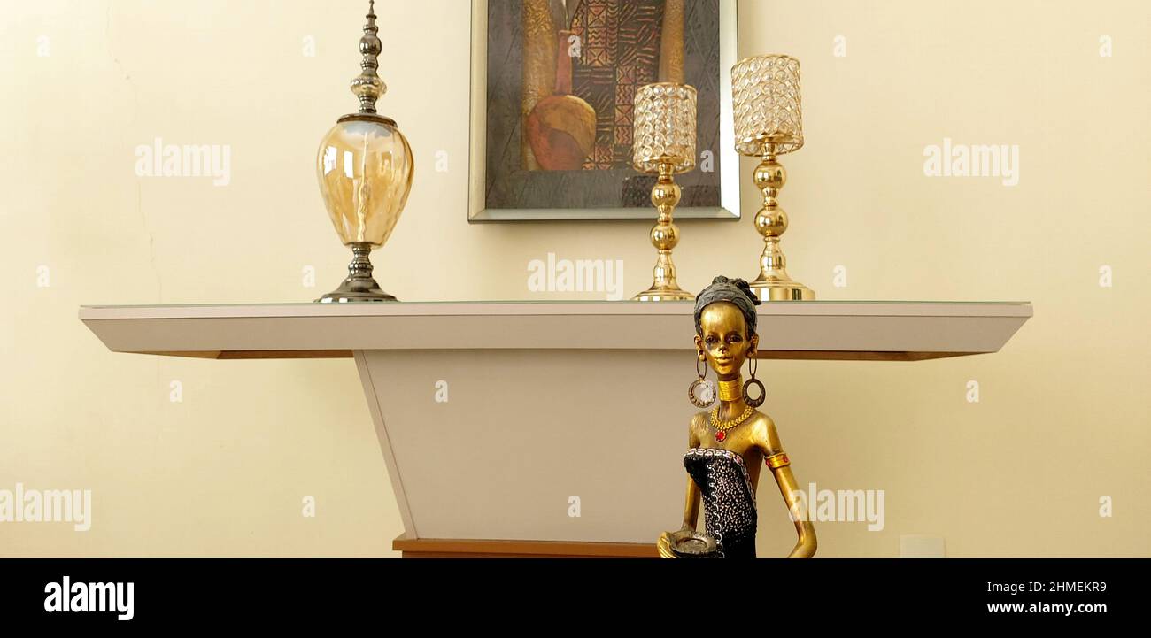 Decoratives objects, living room Stock Photo - Alamy