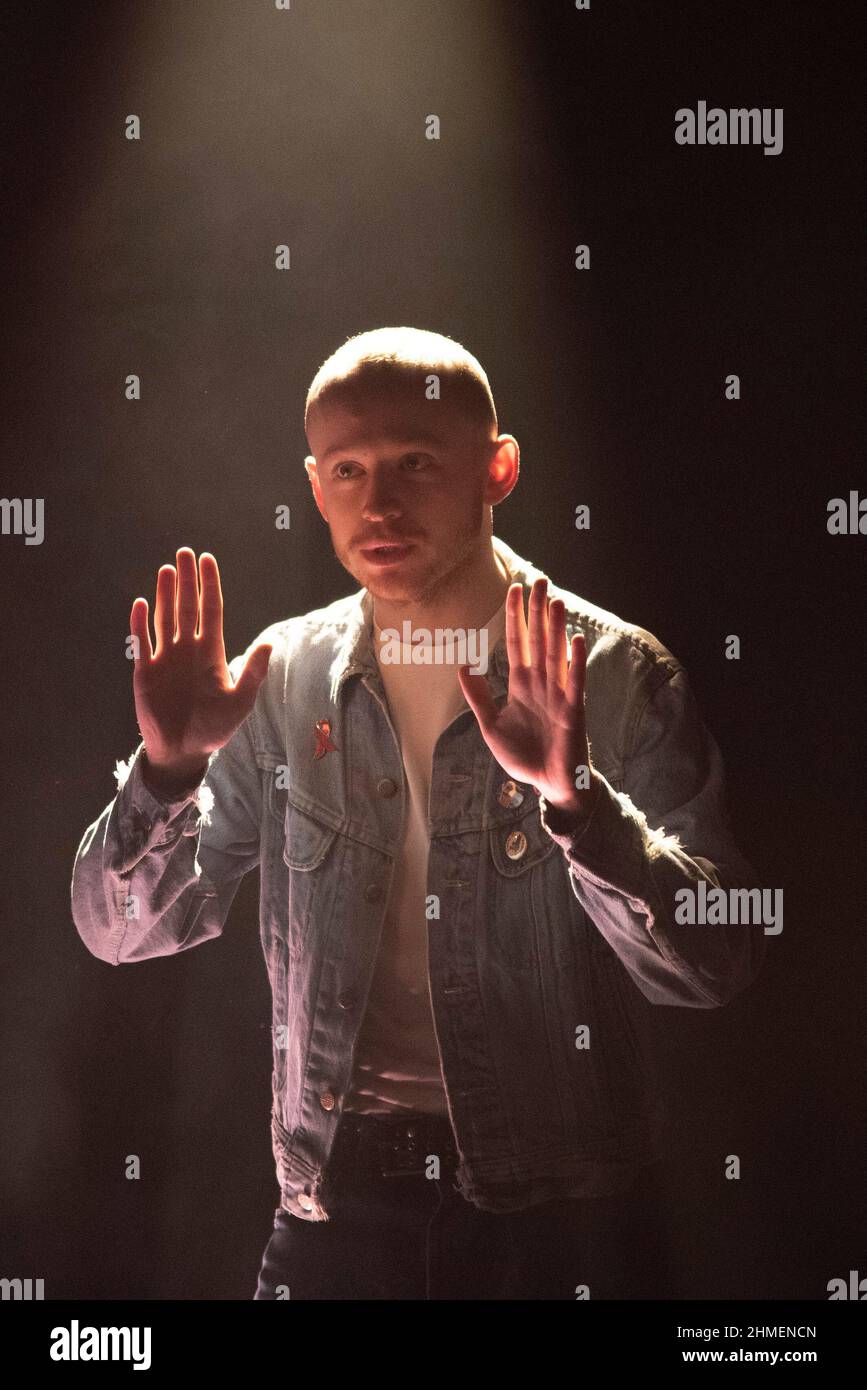 London, UK. 4th Feb, 2022. Photocall at New Wimbledon Threatre for the ...