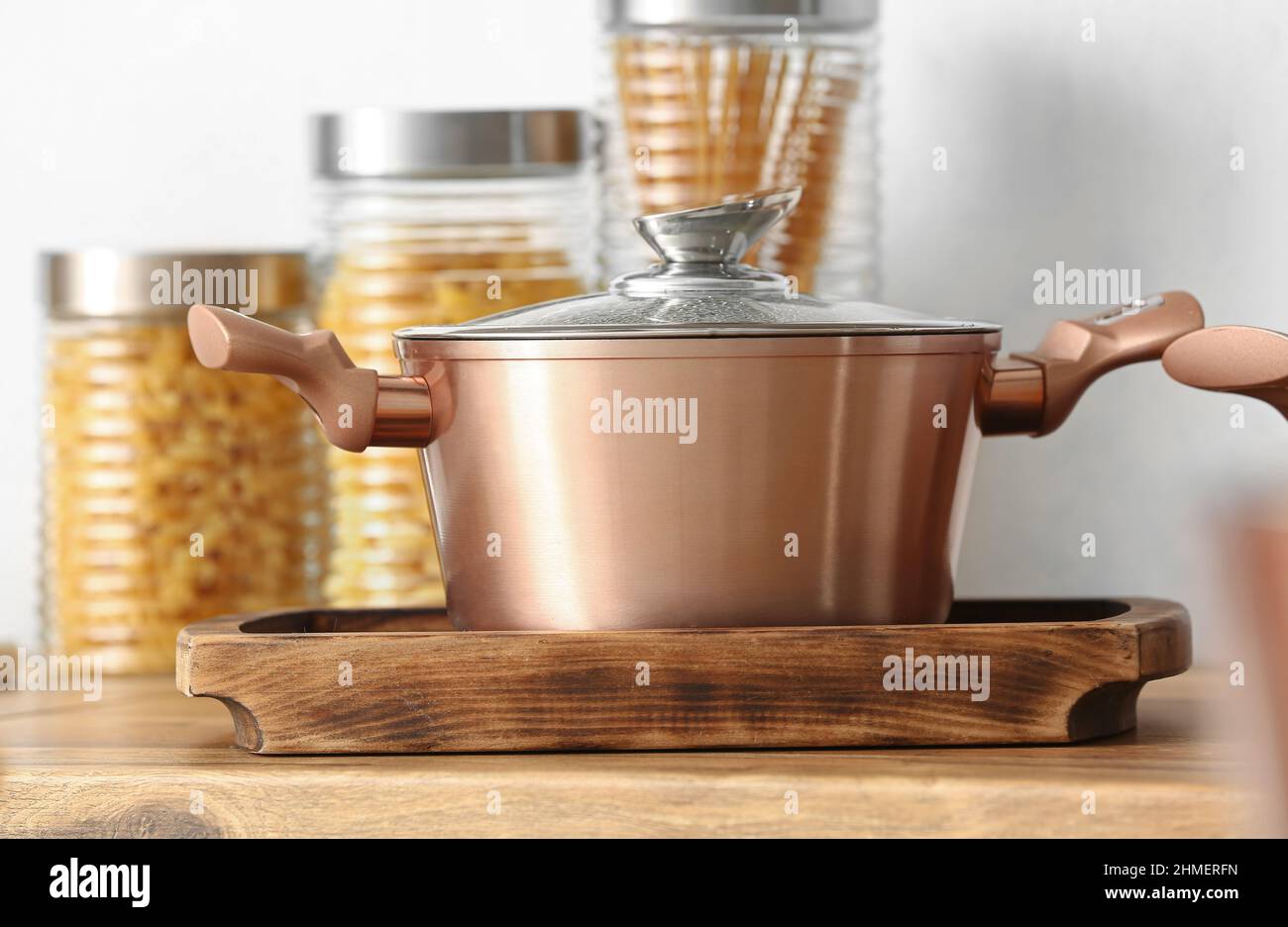 Copper jars hi-res stock photography and images - Alamy