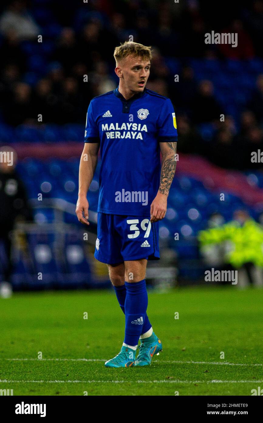 Isaak davies cardiff hi-res stock photography and images - Alamy