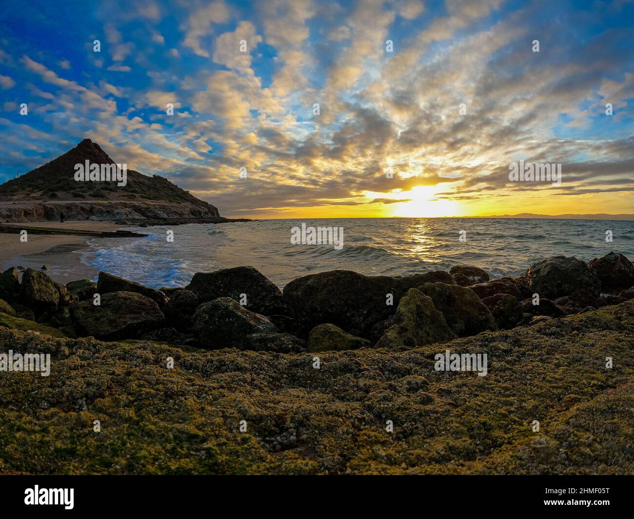 Cortes de agua hi-res stock photography and images - Alamy