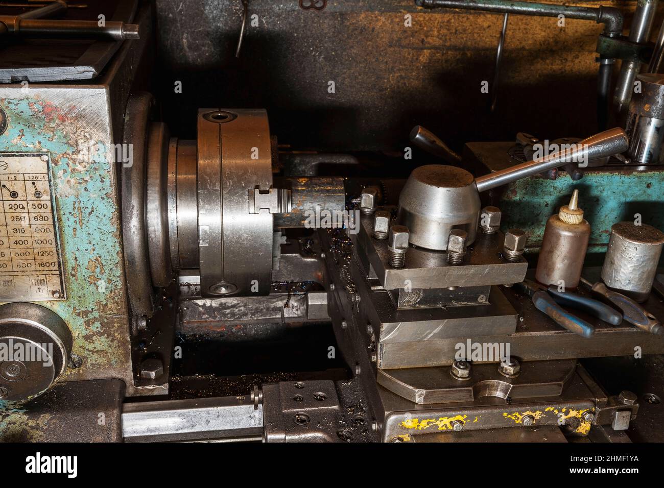 Old metal lathe in the workshop, metalworking, machine tools Stock ...