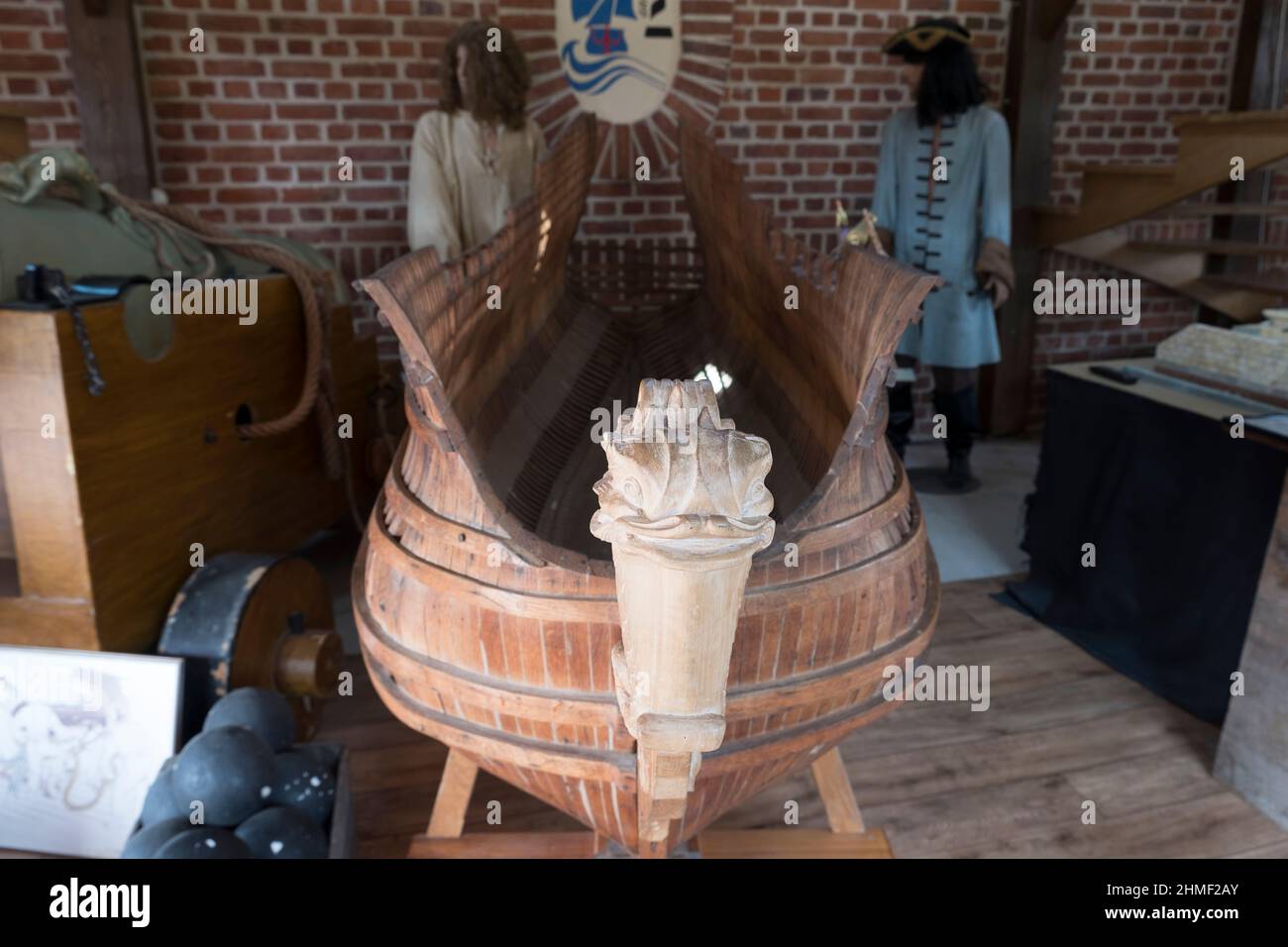 First rank ship of the XVIIth century construction in Gravelines. Work ...