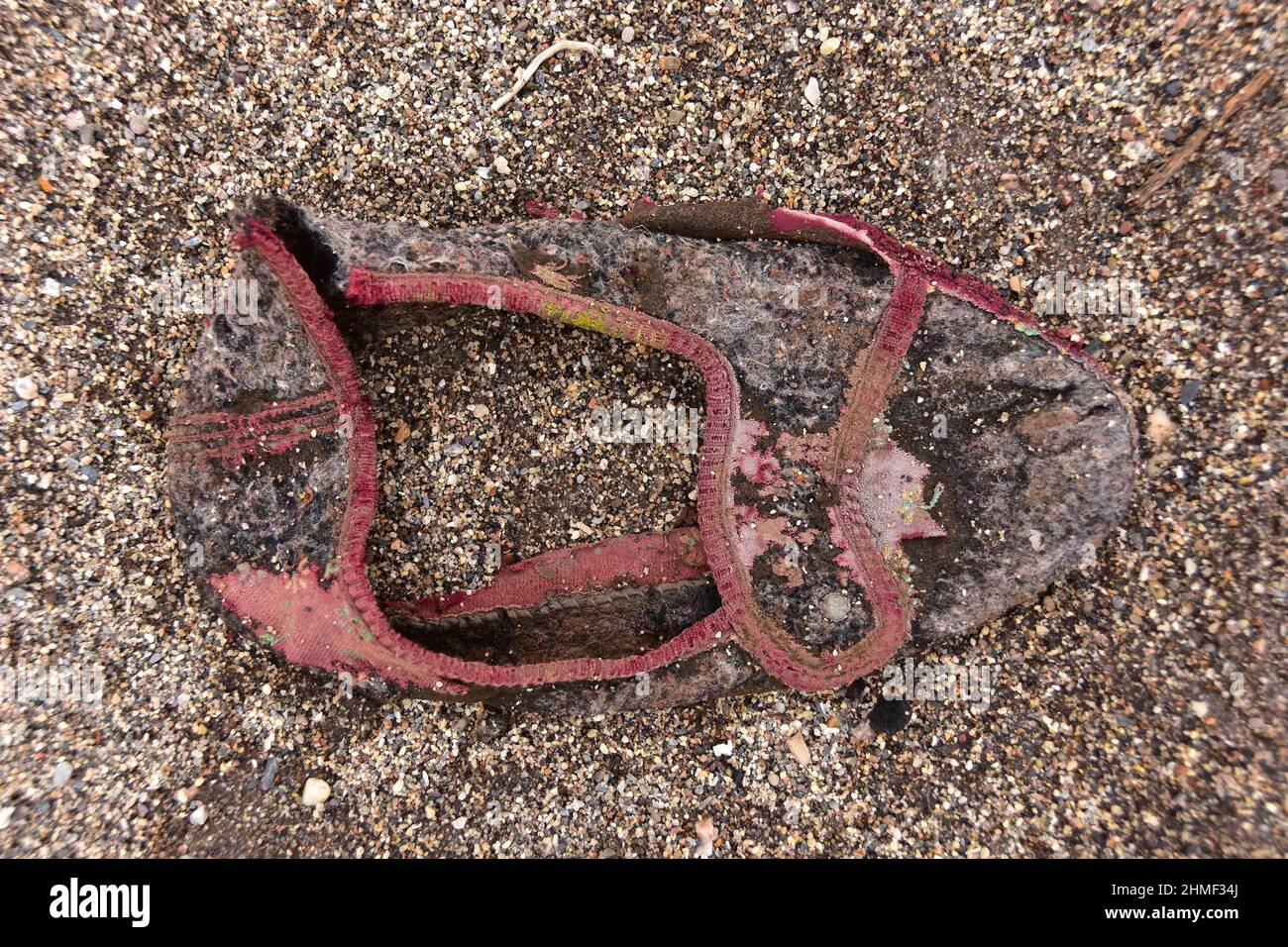 Wreck beach hi-res stock photography and images - Alamy