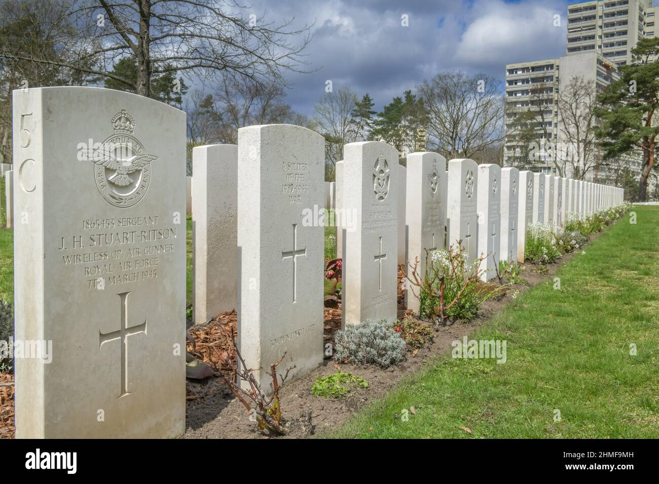 British Military Cemetery, Heerstrasse, Westend, Charlottenburg ...