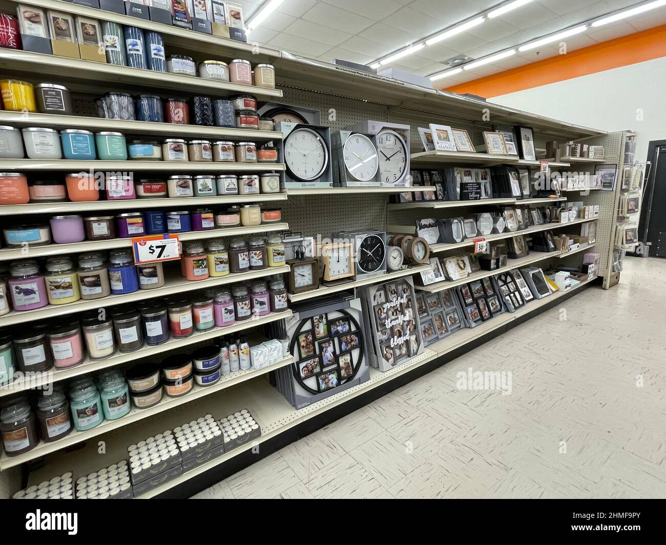 Consumer retail housewares section hi-res stock photography and images ...