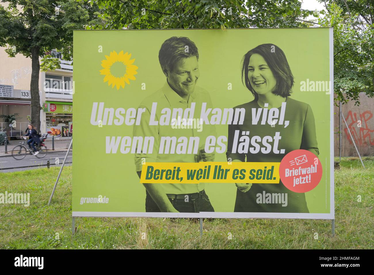 Election poster, Robert Habeck and Annalena Baerbock, The Greens ...