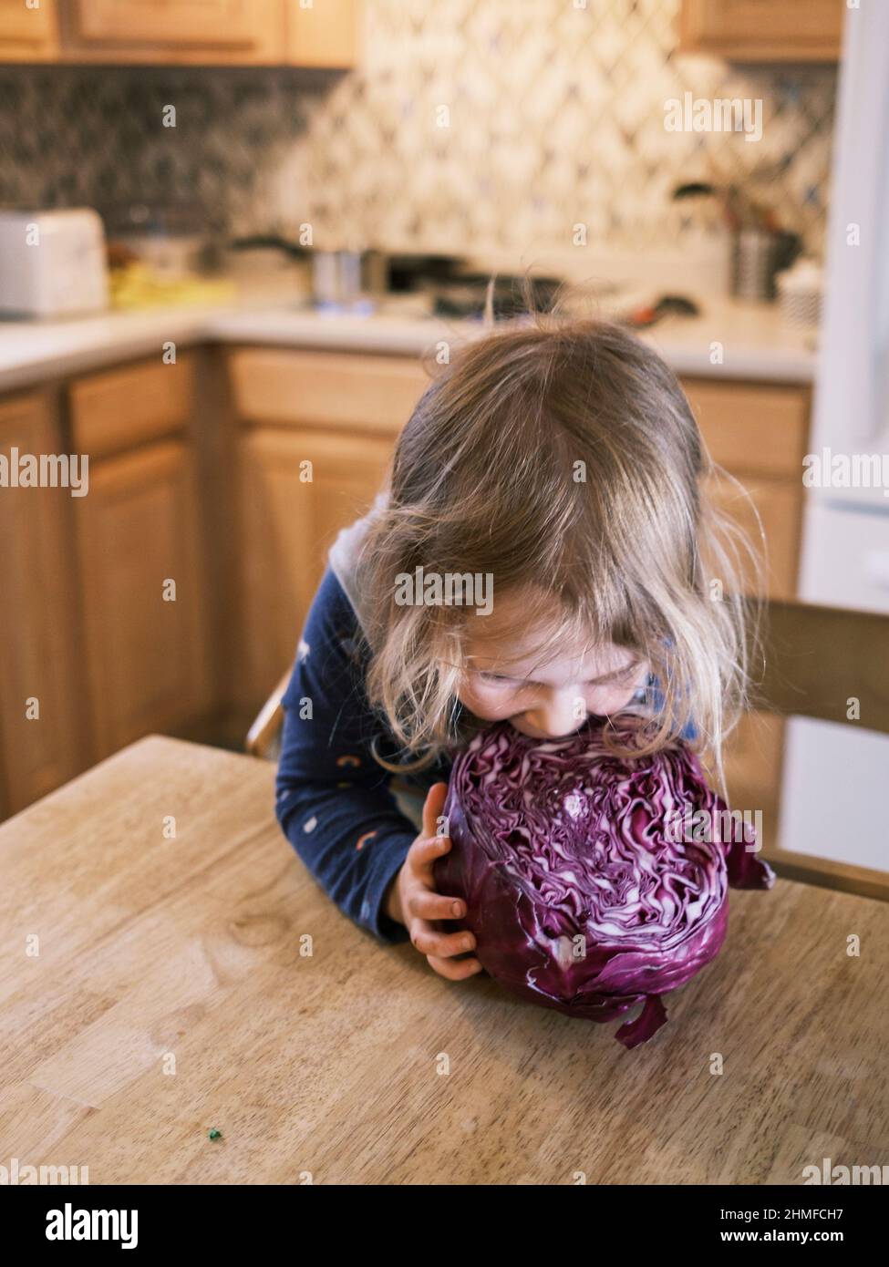 Cabbage girl hi-res stock photography and images - Alamy