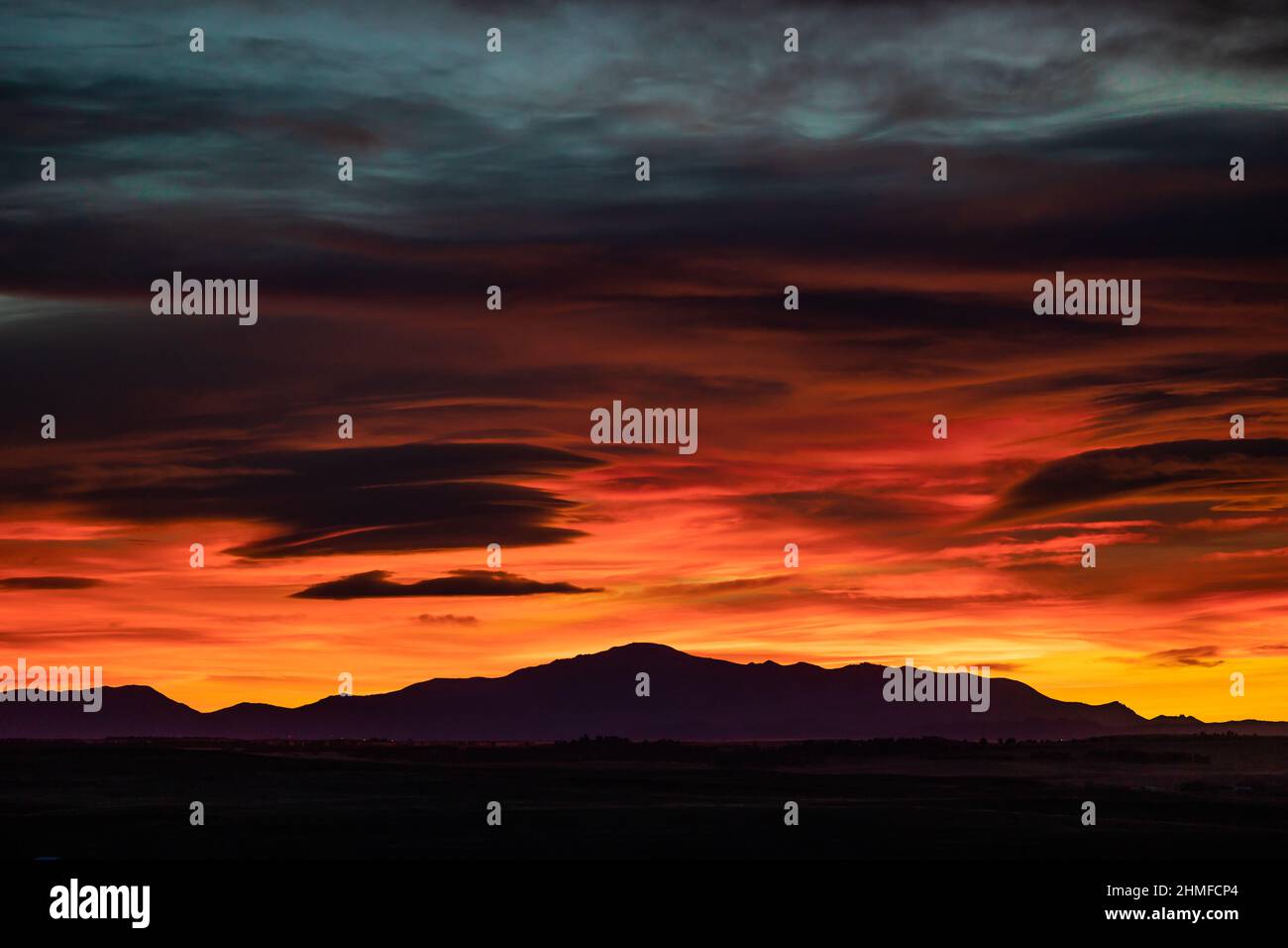 Pike's Peak Silhouette During Red Colorado Sunset Stock Photo - Alamy