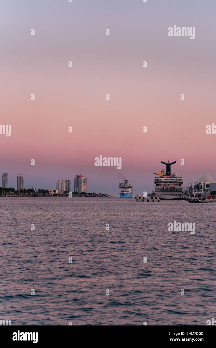 Miami boats hi-res stock photography and images - Alamy