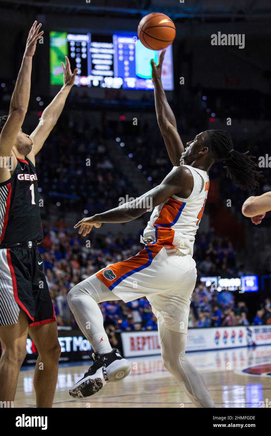 February 9, 2022: Florida Gators forward Anthony Duruji (4) puts up a ...