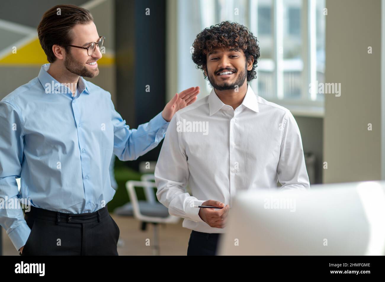 Two men looking involved hi-res stock photography and images - Alamy