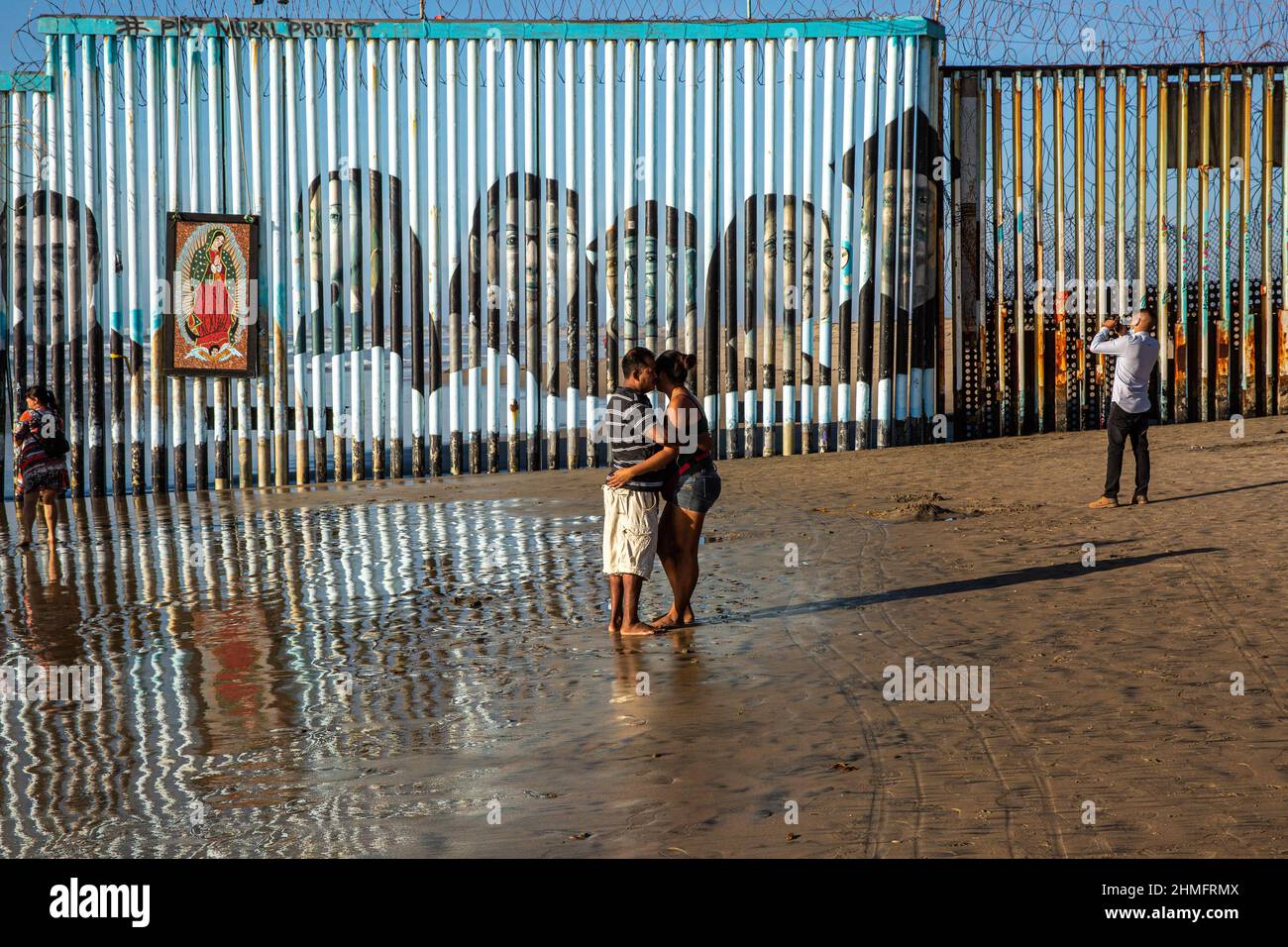 Tijuana border wall beach hi-res stock photography and images - Alamy