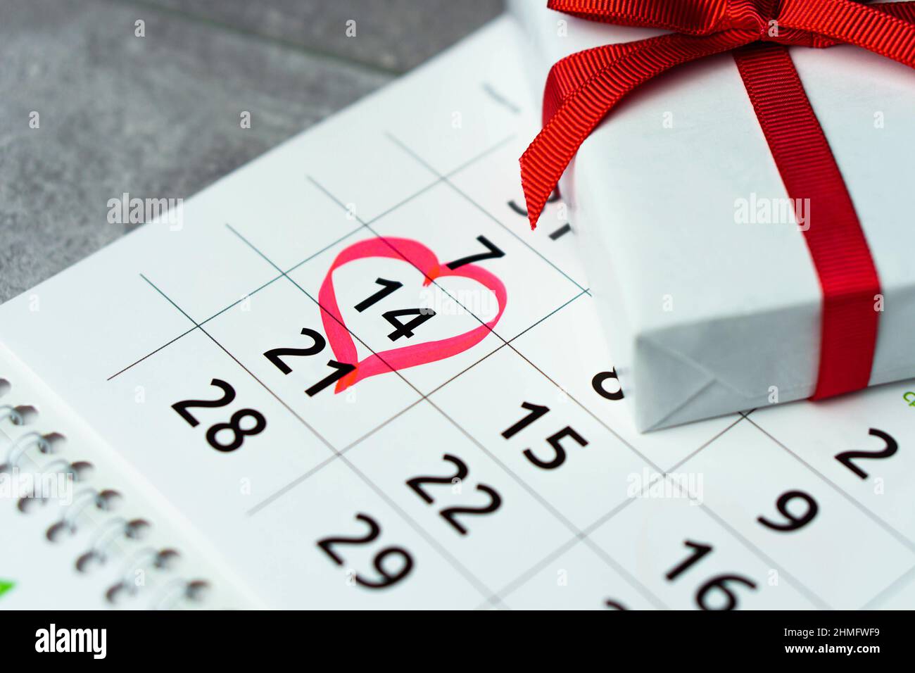Date marker hi-res stock photography and images - Alamy