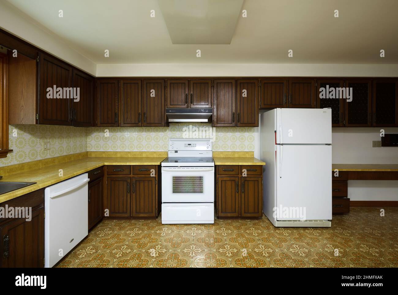 1950s kitchen appliances hi-res stock photography and images - Alamy