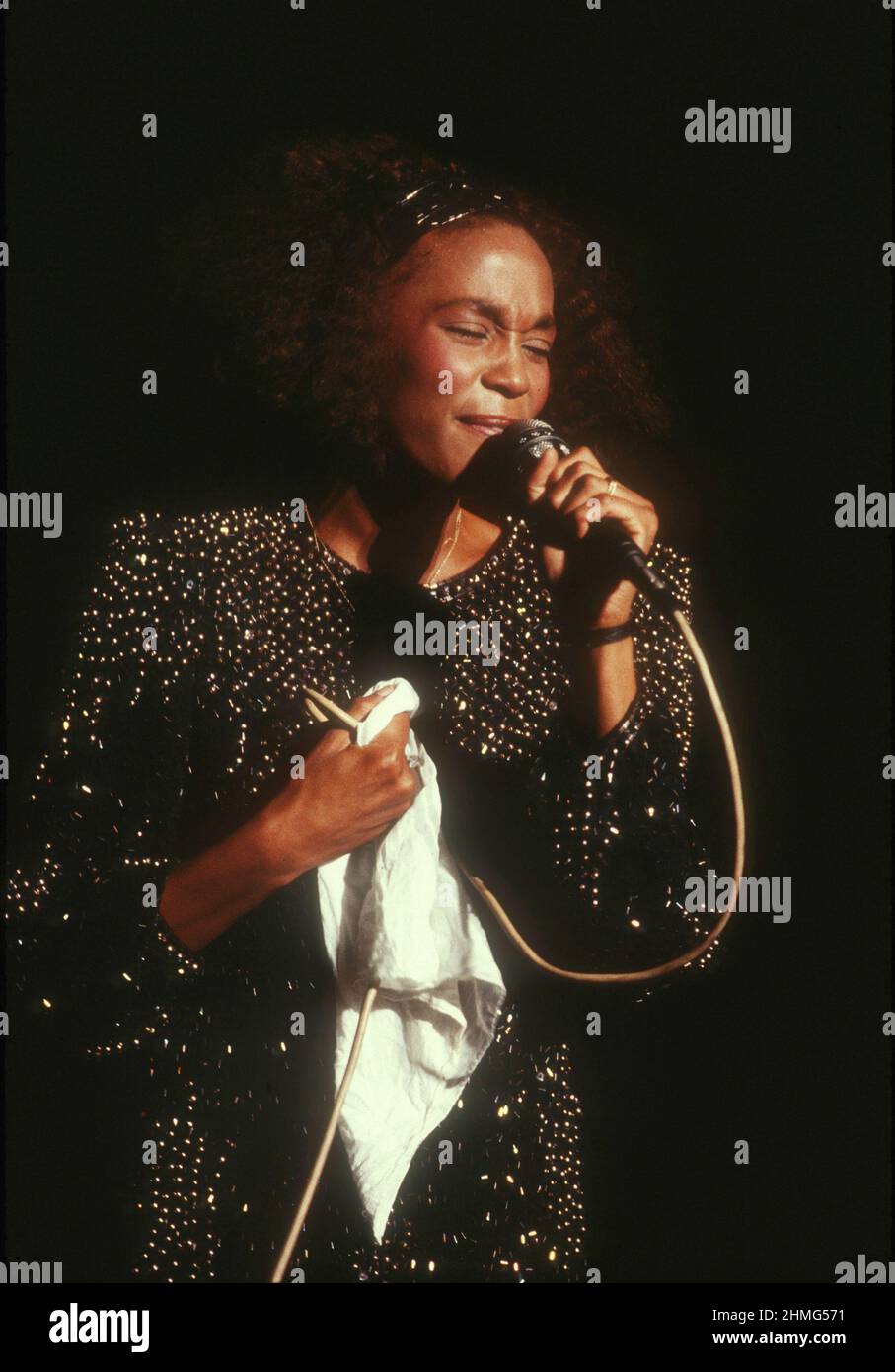 1985 whitney houston hi-res stock photography and images - Alamy