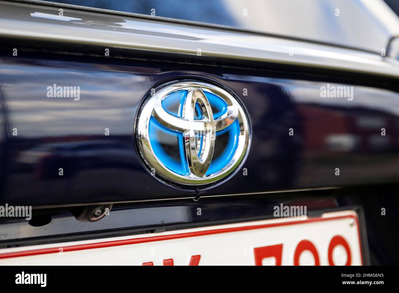 Toyota rav4 logo hi-res stock photography and images - Alamy