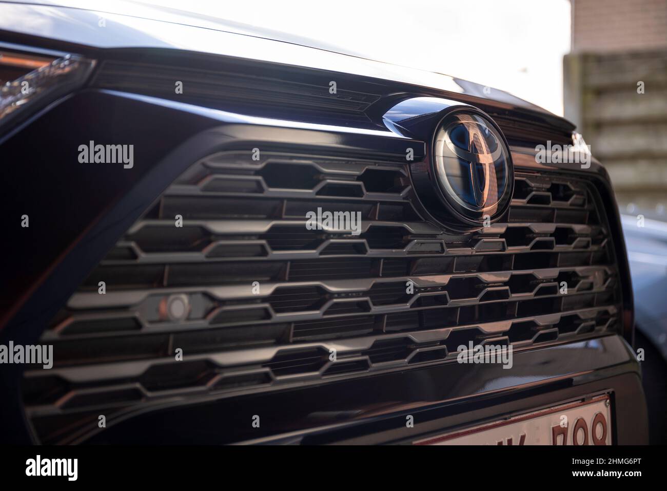 Toyota rav4 logo hi-res stock photography and images - Alamy