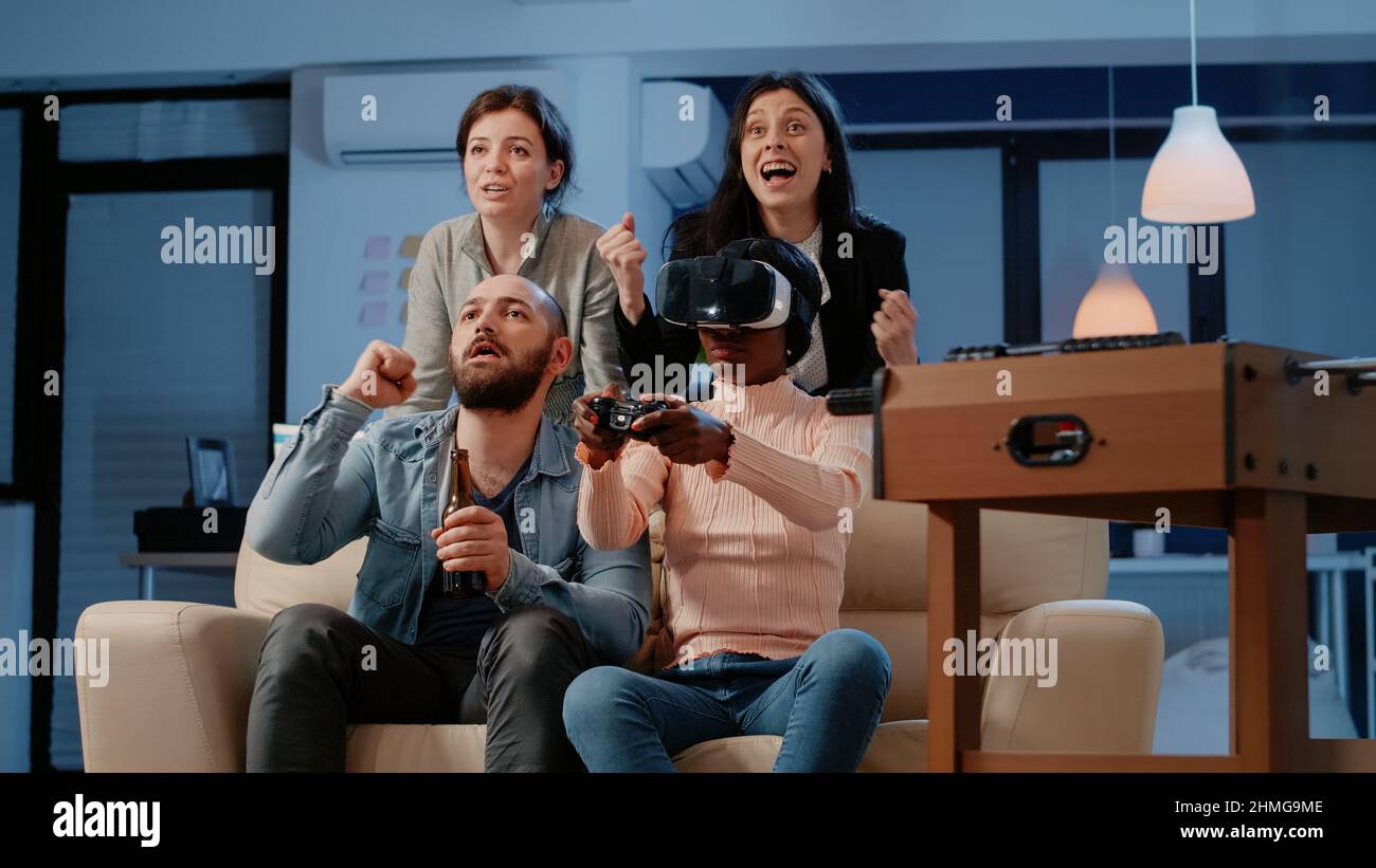 Woman play vr controllers hi-res stock photography and images - Alamy