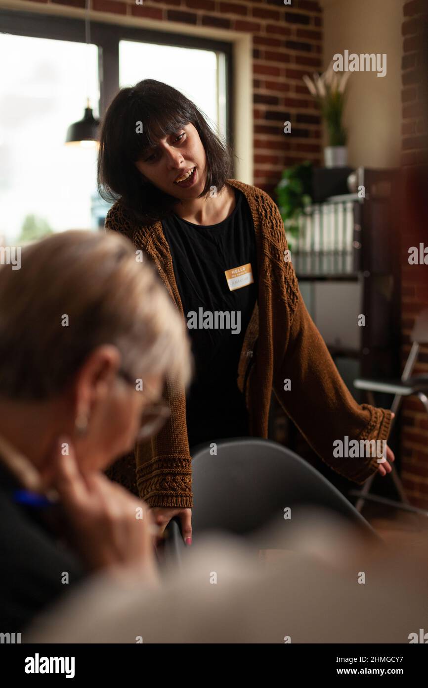 Diverse therapy session hi-res stock photography and images - Alamy