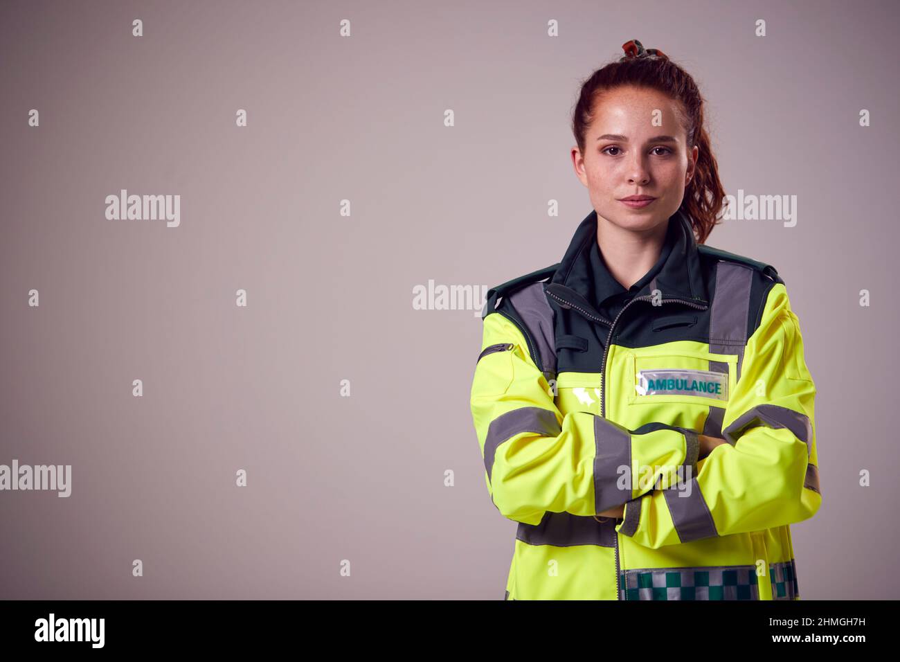 Female paramedic ambulance portrait hi-res stock photography and images ...