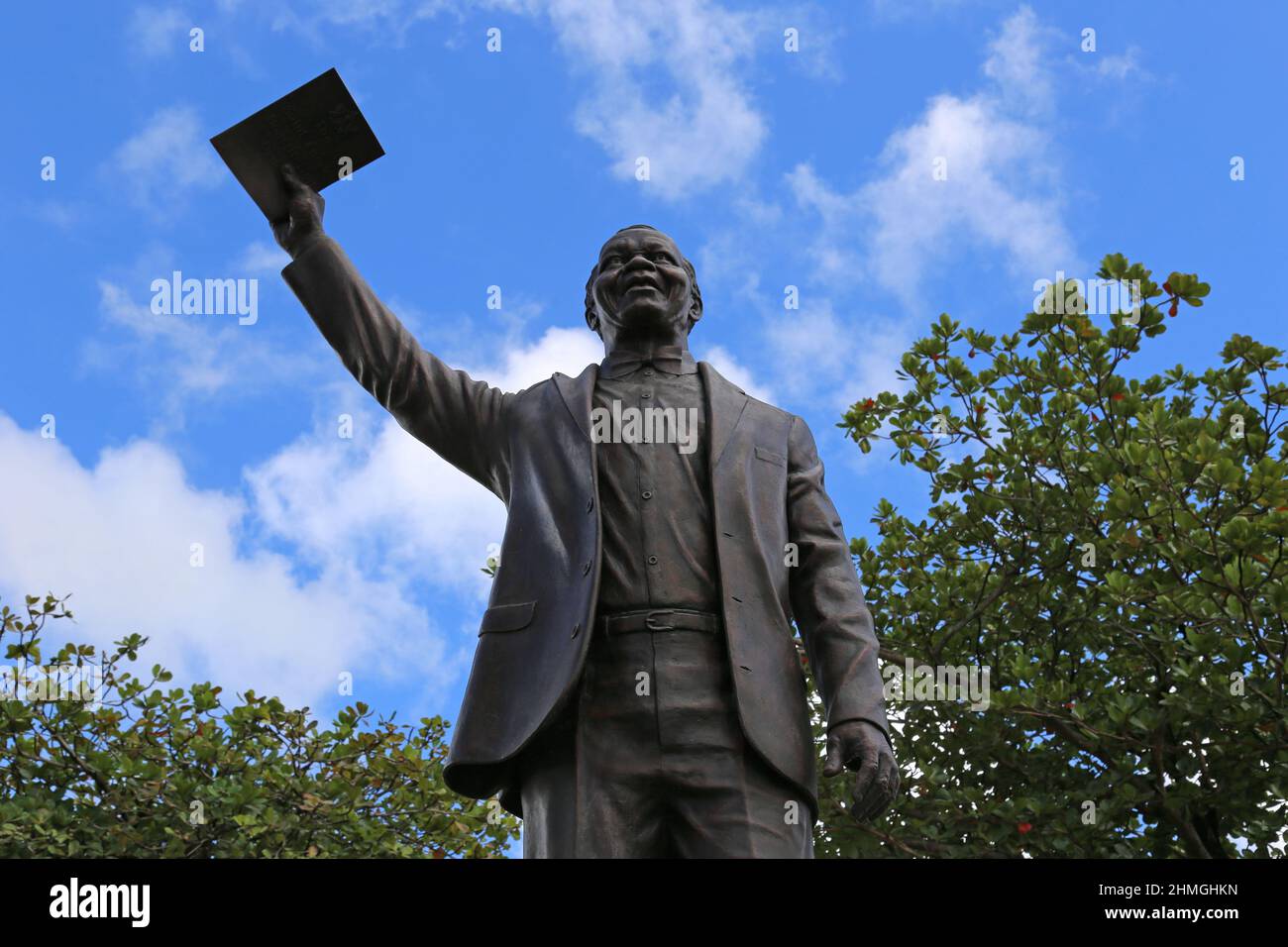 Compton statue hi-res stock photography and images - Alamy