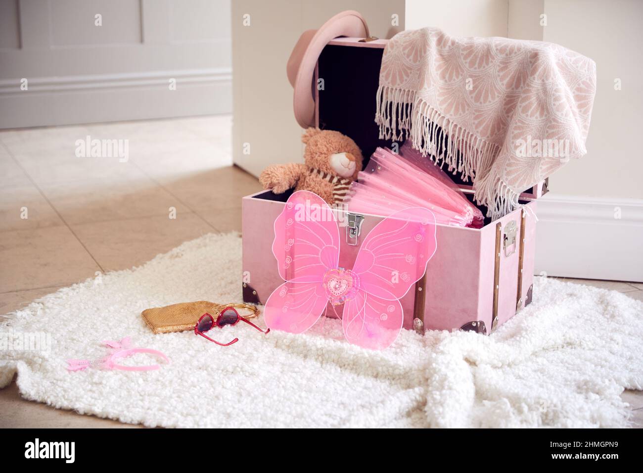 Dressing up box hi-res stock photography and images - Alamy