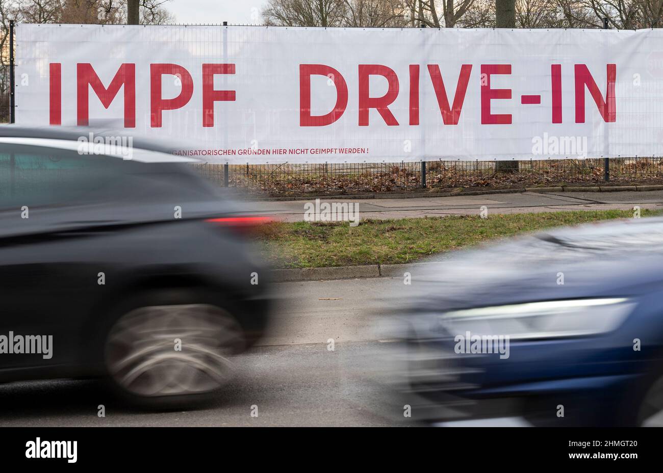 Spikevax comirnaty hi-res stock photography and images - Alamy