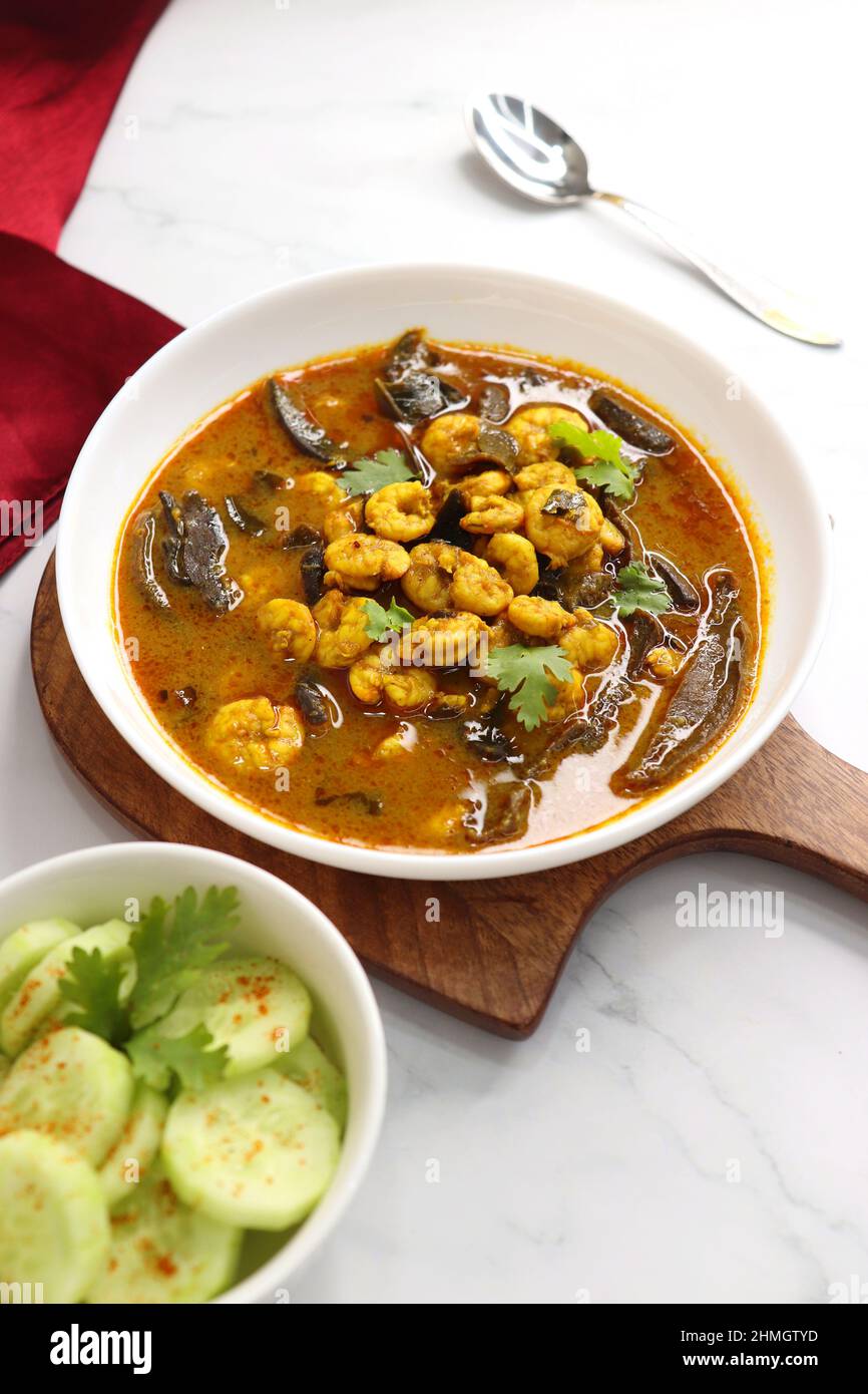 Tangy and spicy Shrimp curry. Tiny prawns curry made using dried mango ...