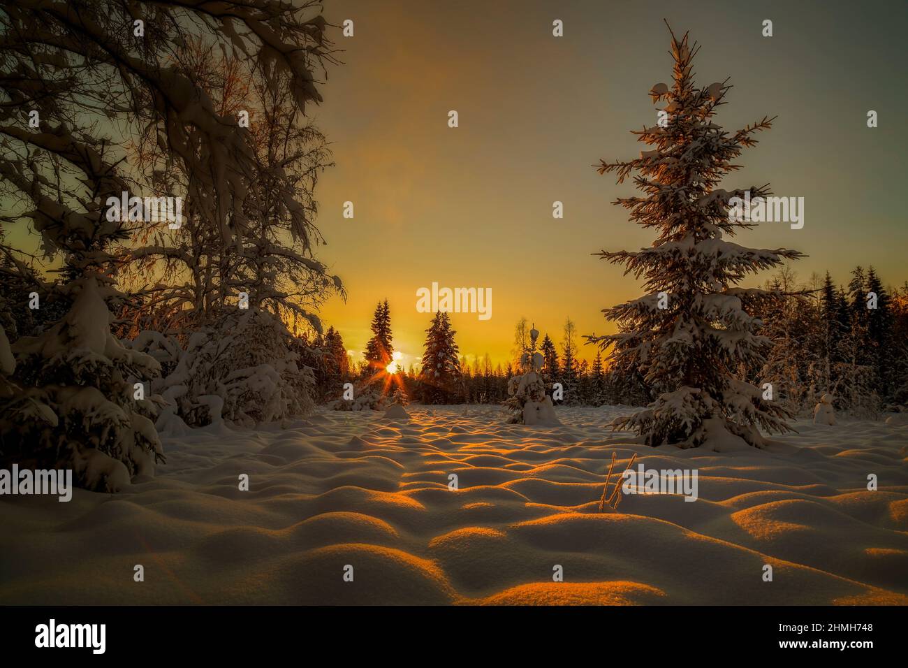 Beams in the sky hi-res stock photography and images - Alamy