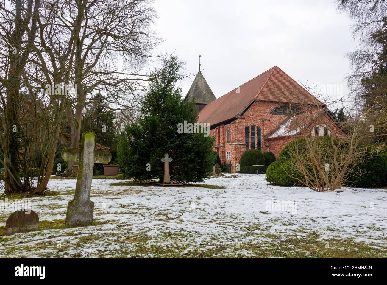 Germany, Mecklenburg-Western Pomerania, Ostseebad Prerow, cemetery and ...