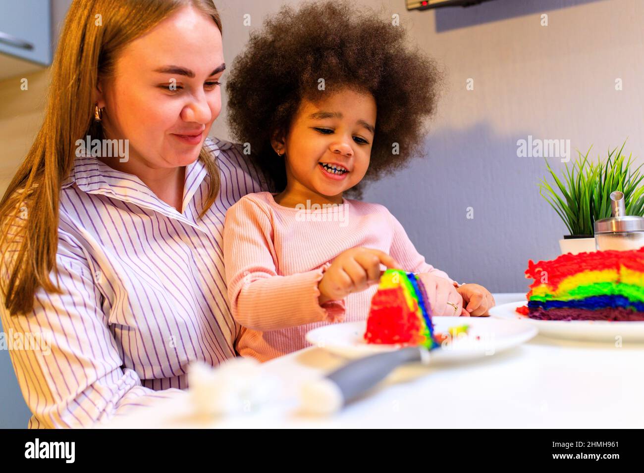 Tasty family cake hi-res stock photography and images - Alamy